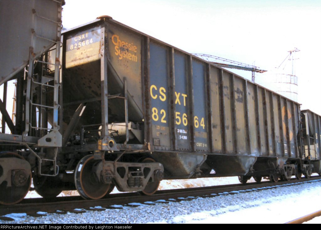 CSXT 825664
